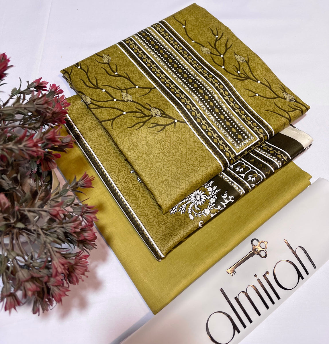 ALMIRAH LAWN CLASSIC PRINT 3PC D71 – ZM Textile