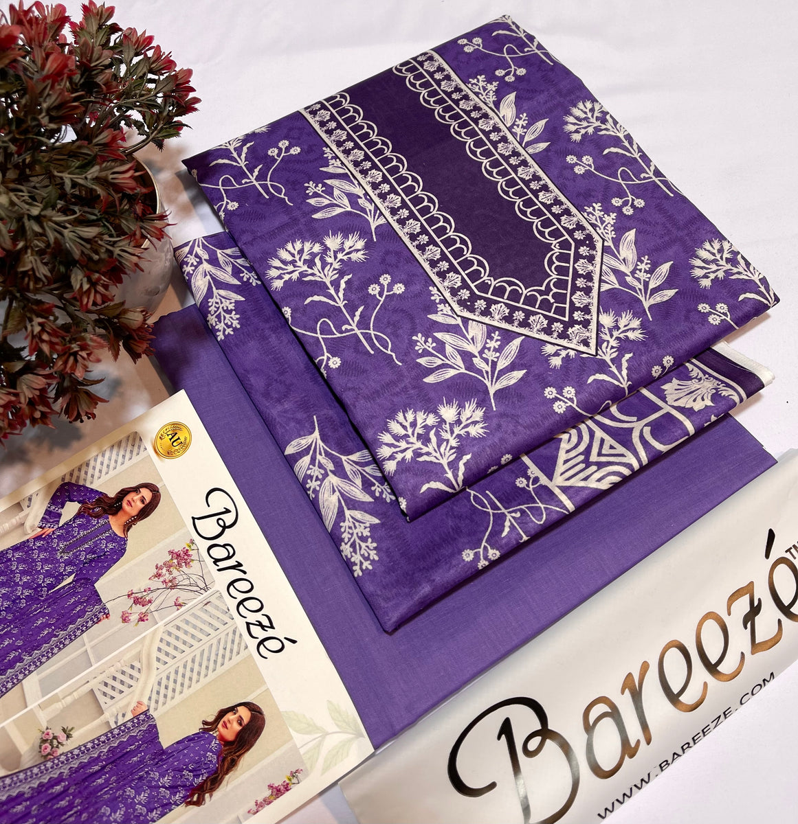 BAREEZE LAWN DIGITAL PRINT 3PC D04 – ZM Textile