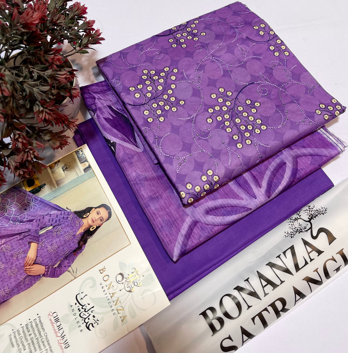 BONANZA LUXURY EMBROIDERED LAWN 3PC D80 – ZM Textile